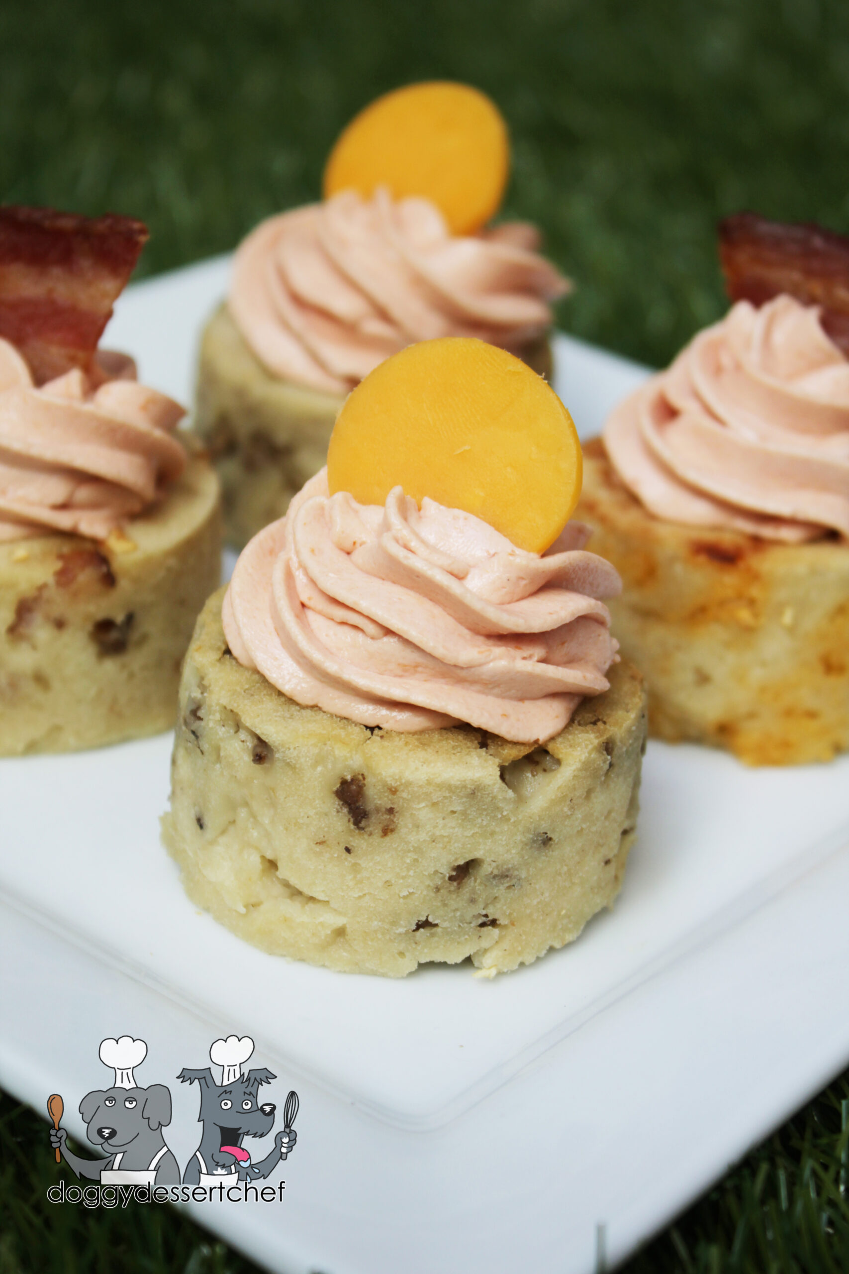 Cheese Burger Mini-Cakes - Doggy Dessert Chef